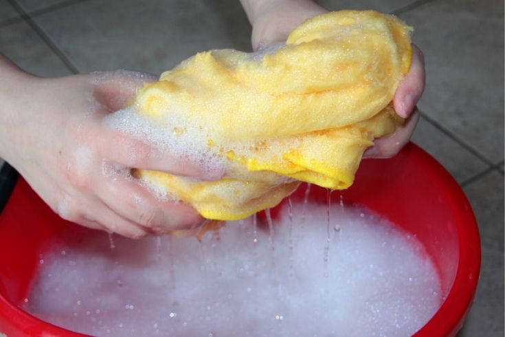 10 Brilliant Kitchen Cleaning Hacks Everyone Needs to Know