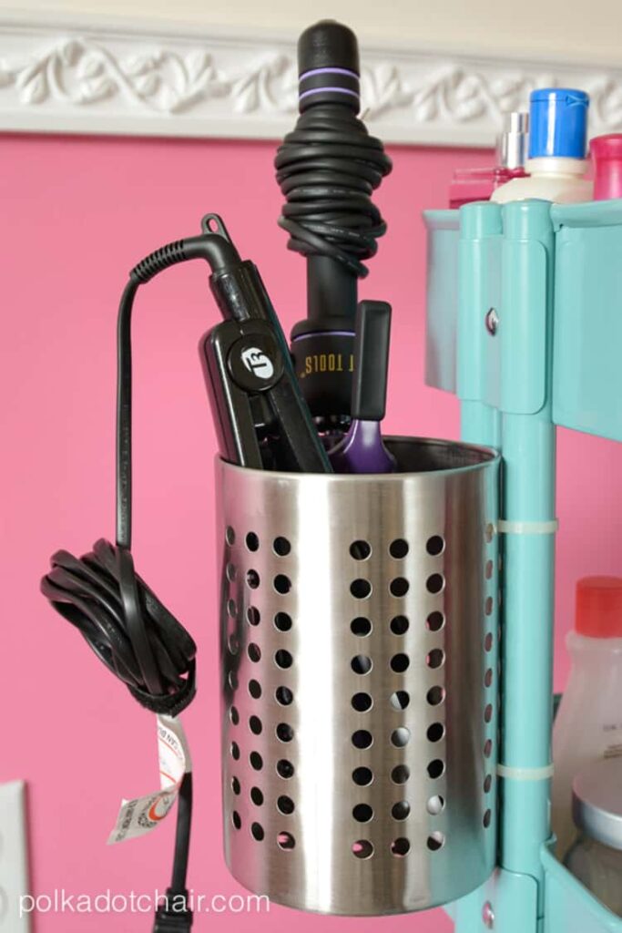 16 Clever Ways to Organize Hair Styling Tools
