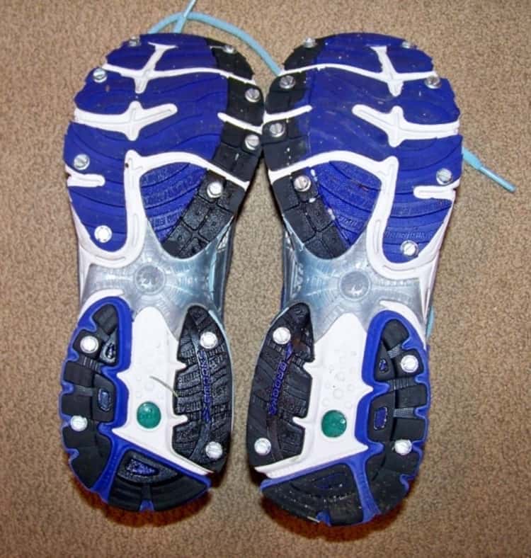 Winter Clothing Hacks: Stay Warm in Snowy Weather